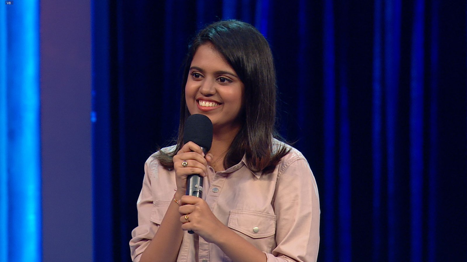 Top 10 Indian Female Stand Up Comedians