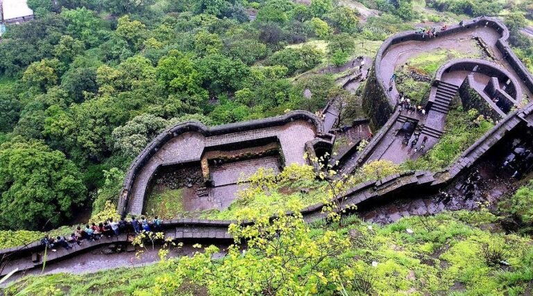 13 Places to Visit in Pune in Summer - Styles Queues